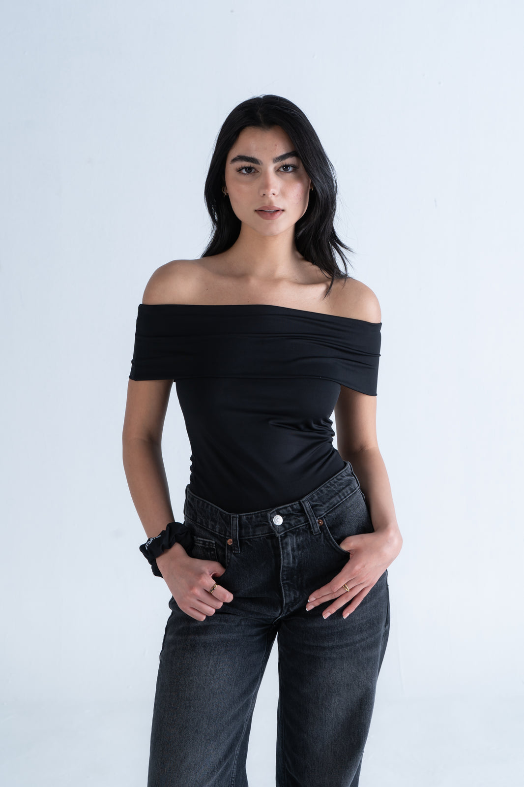 SLEEVLESS TOPS – outdated-eg